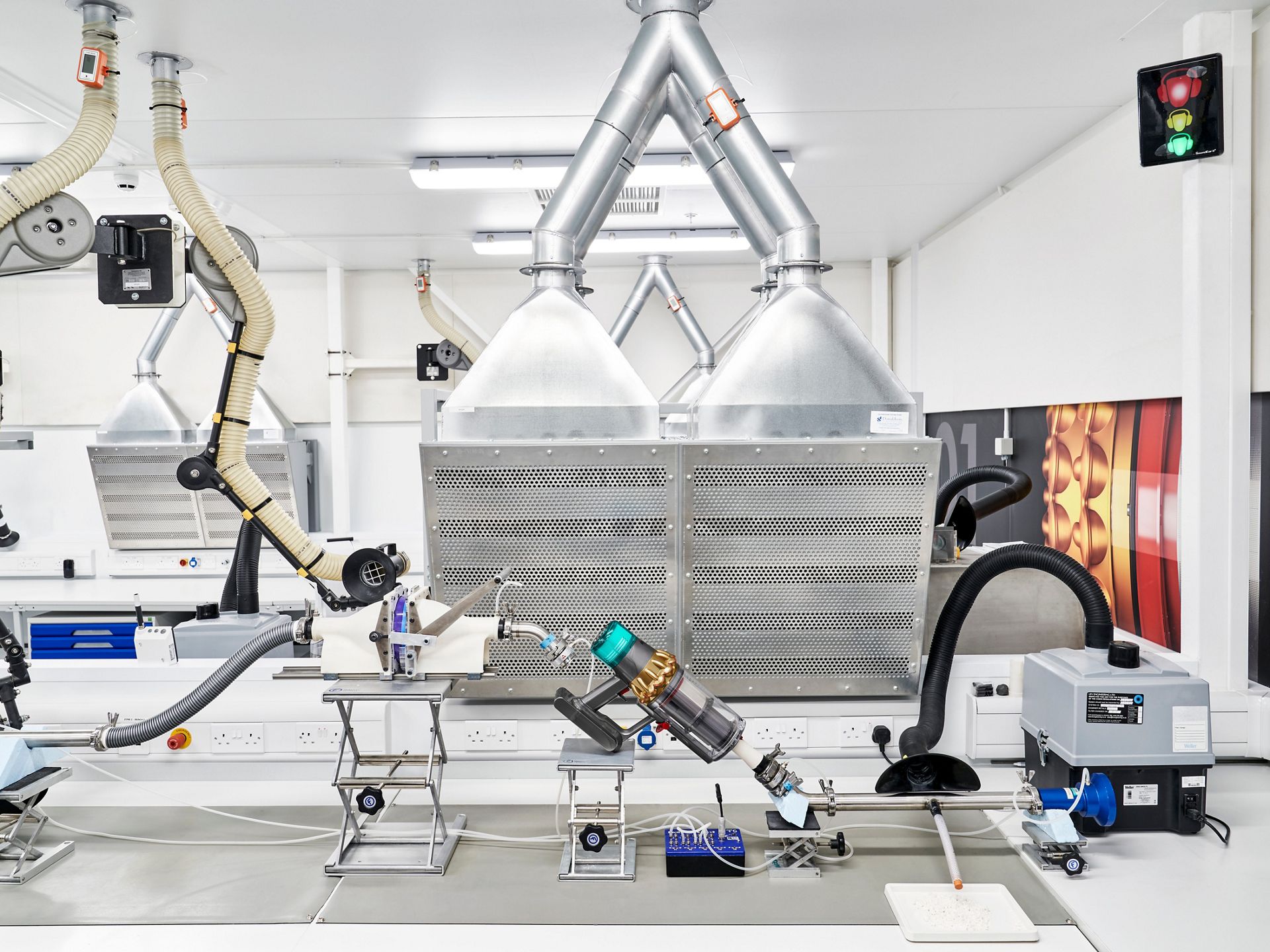 Inside Dyson: Research & Development Labs - Separation Systems Labs - Inside Dyson: Research ...